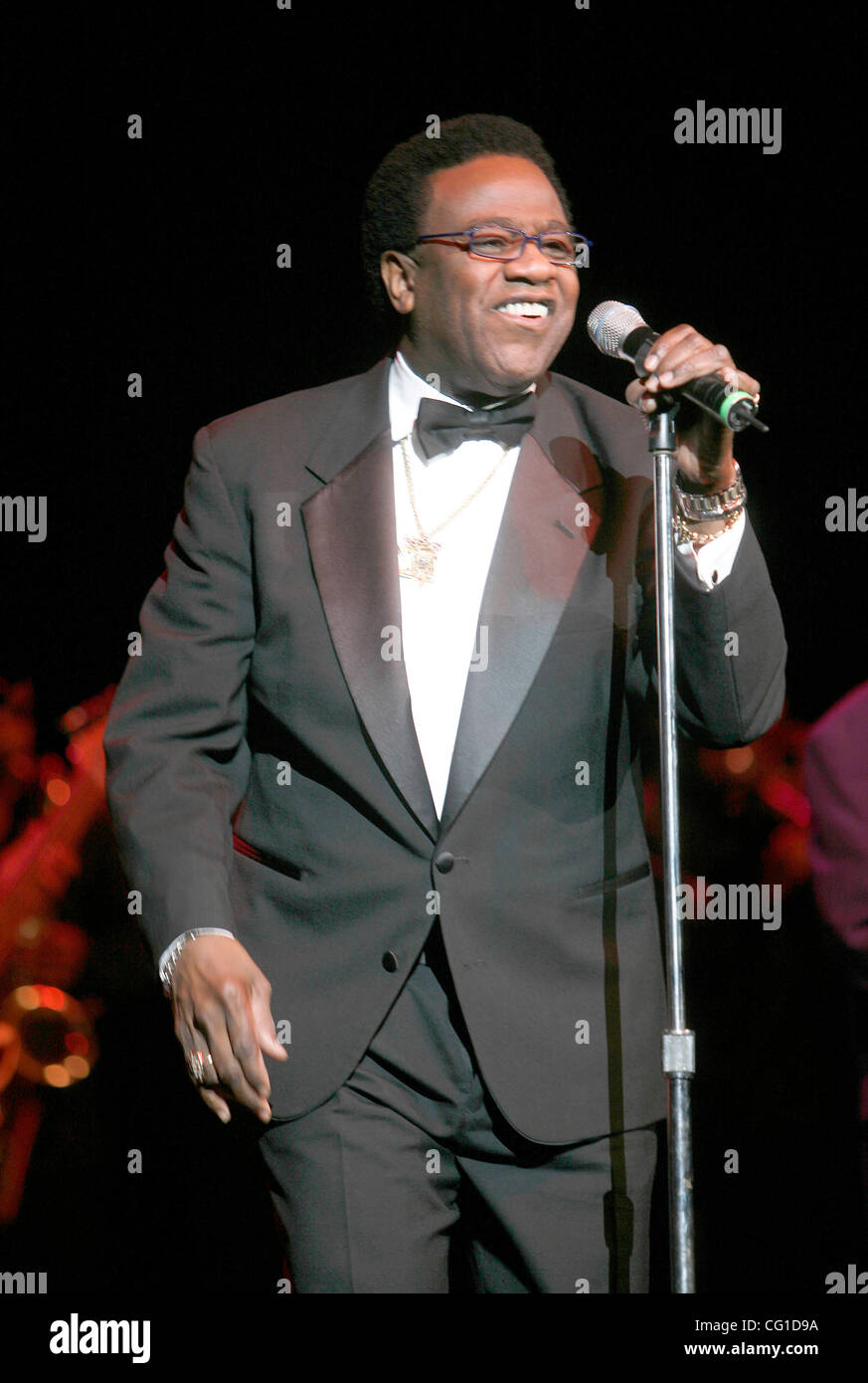 Al Green performing at Madison Square Garden's Theater on August 7 ...
