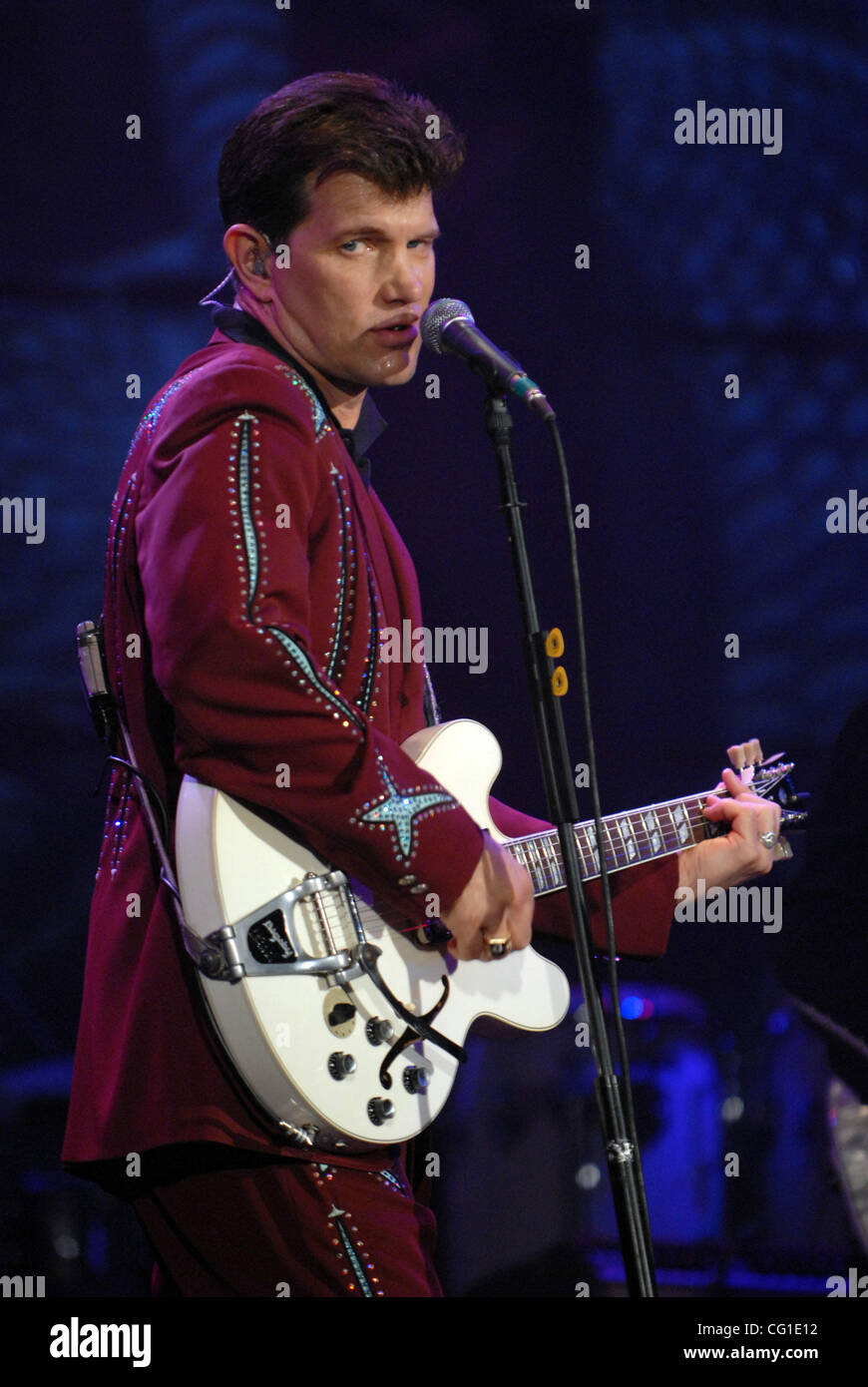 Aug. 9, 2007 Myrtle Beach, SC; USA, Musician CHRIS ISAAK performs live ...