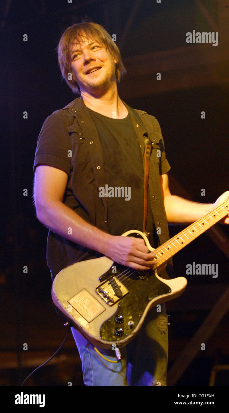 Aug. 11, 2007 Raleigh, NC; USA, Singer / Guitarist DAVID PIRNER of the ...