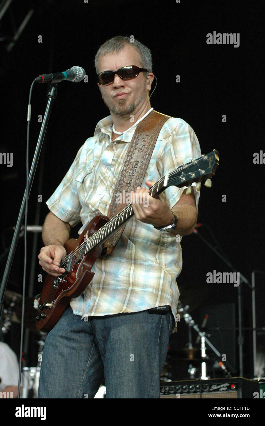 Singer JJ Grey performs at the Walnut Creek Amphitheatre in Raleigh, NC ...