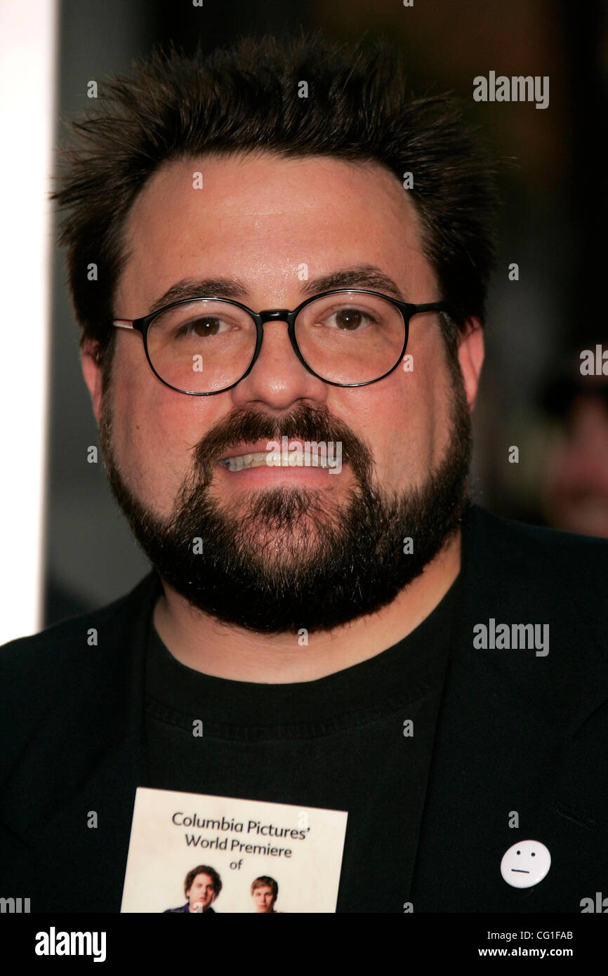 Aug 13, 2007 - Hollywood, California, USA - Director KEVIN SMITH at the ...