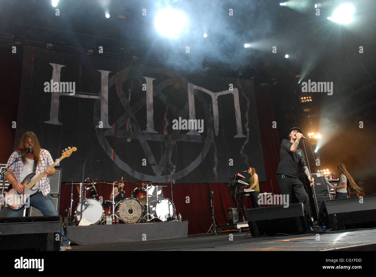 Aug. 13, 2007 Raleigh, NC; USA, (L-R) Bass Guitarist MIKKO "MIGE ...
