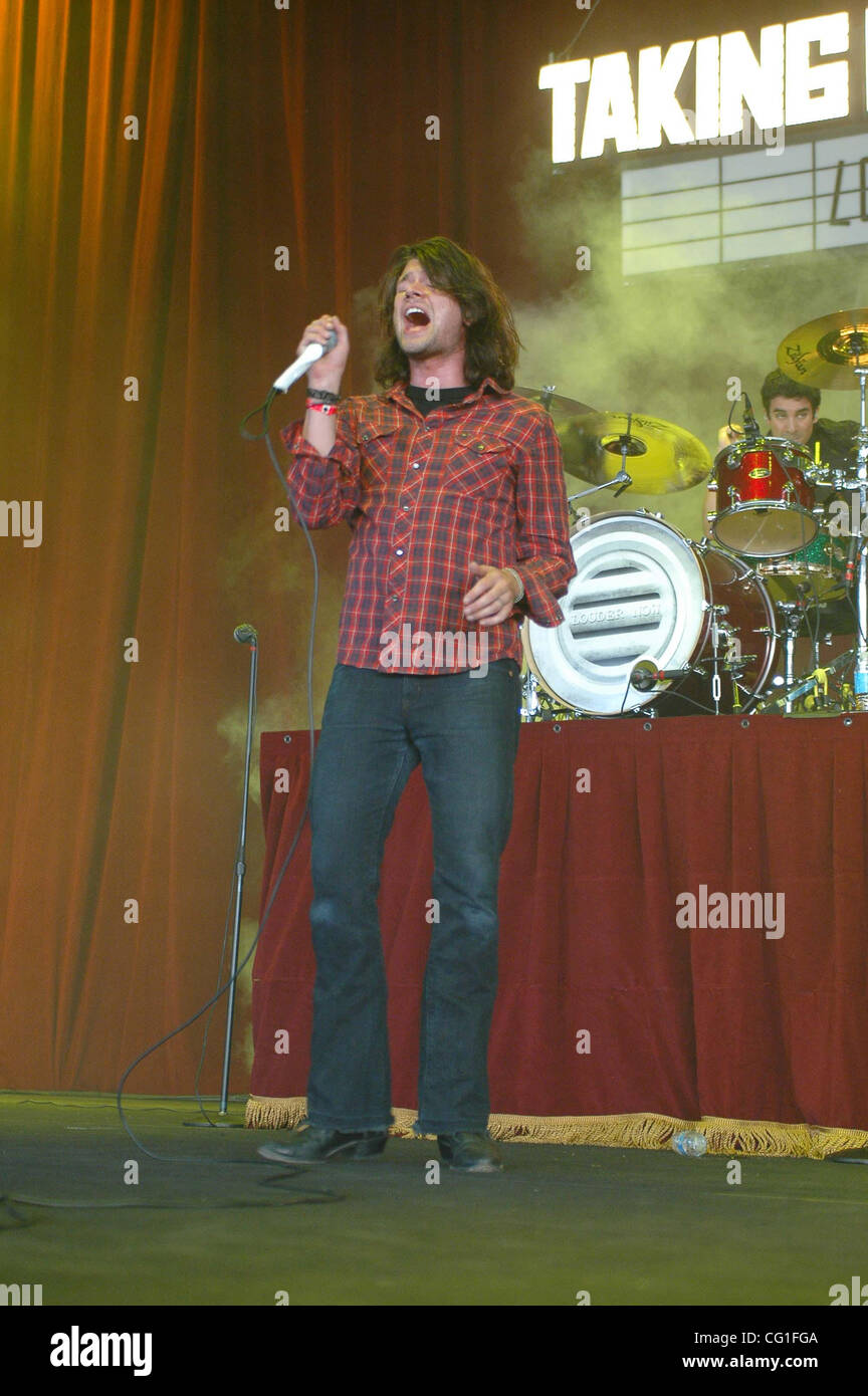 Rock Band, Taking Back Sunday, performs at the Walnut Creek ...