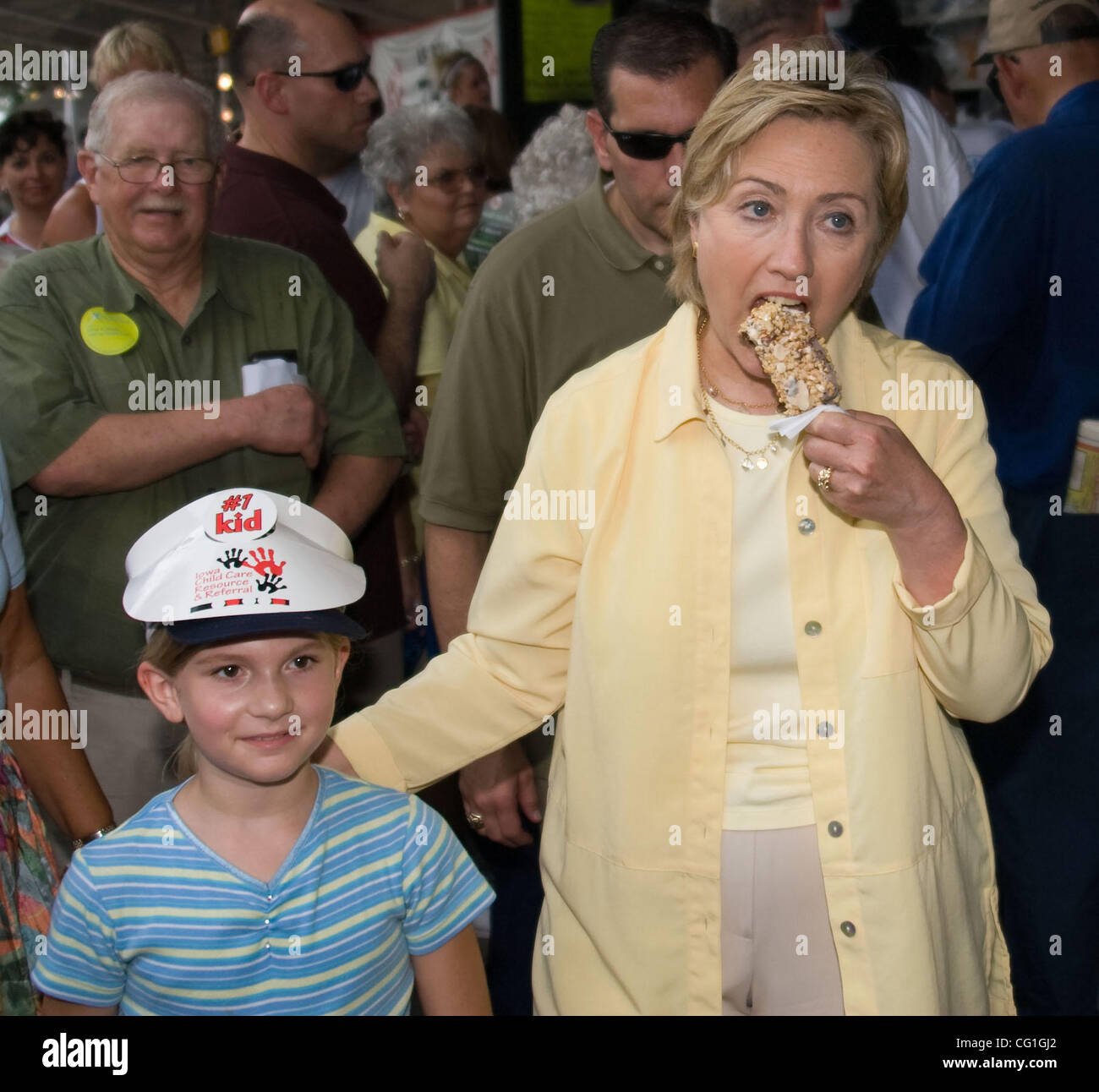 Hillary clinton iowa state fair hi-res stock photography and images - Alamy