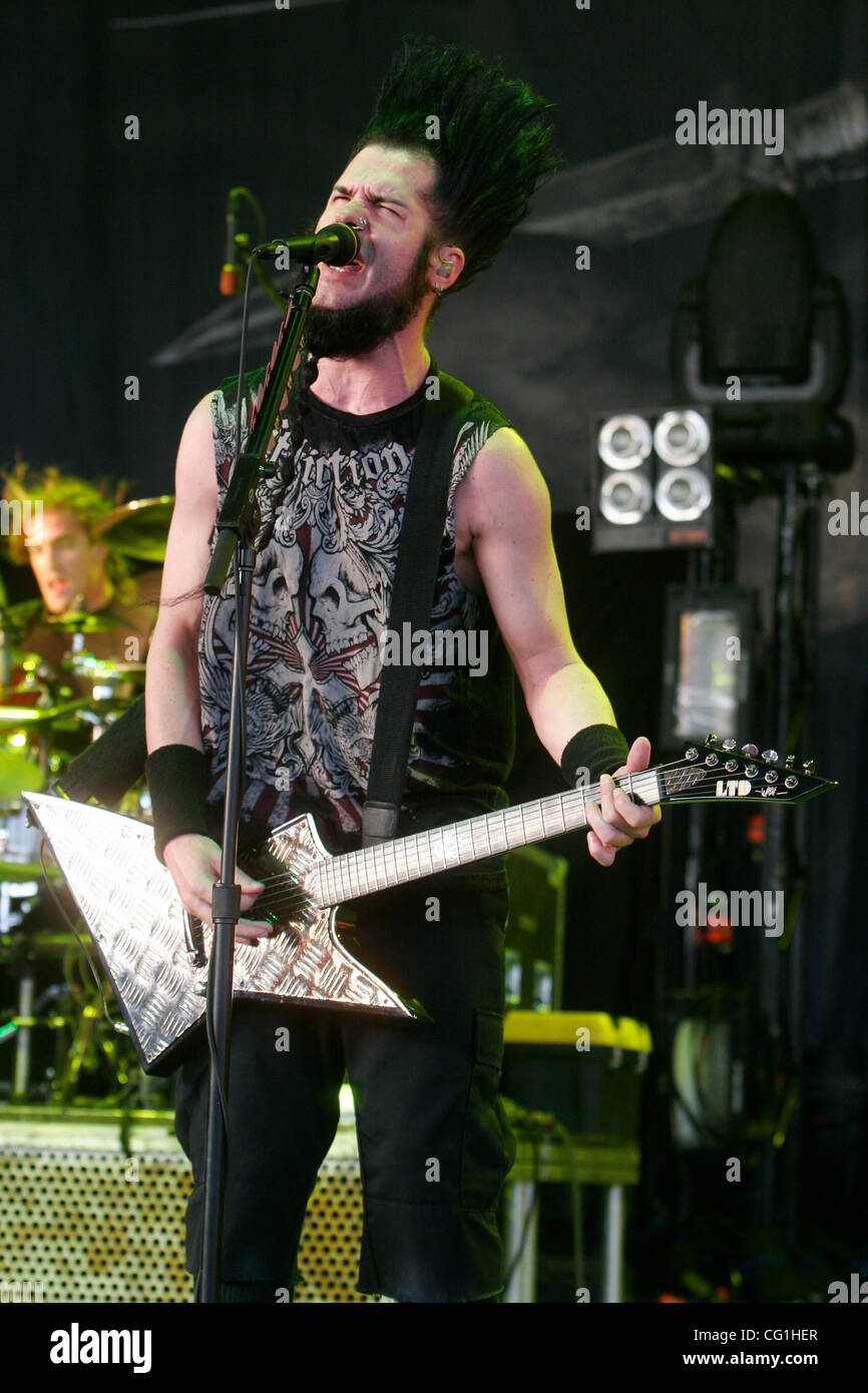 Static X performing at PNC Bank Arts Center during Ozzfest 2007 on ...