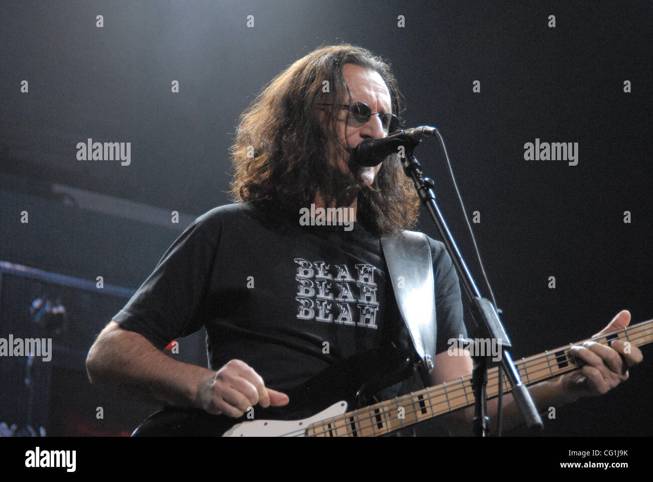 Sep 17, 2007; New York, NY, USA; GETTY LEE and RUSH performing live in ...