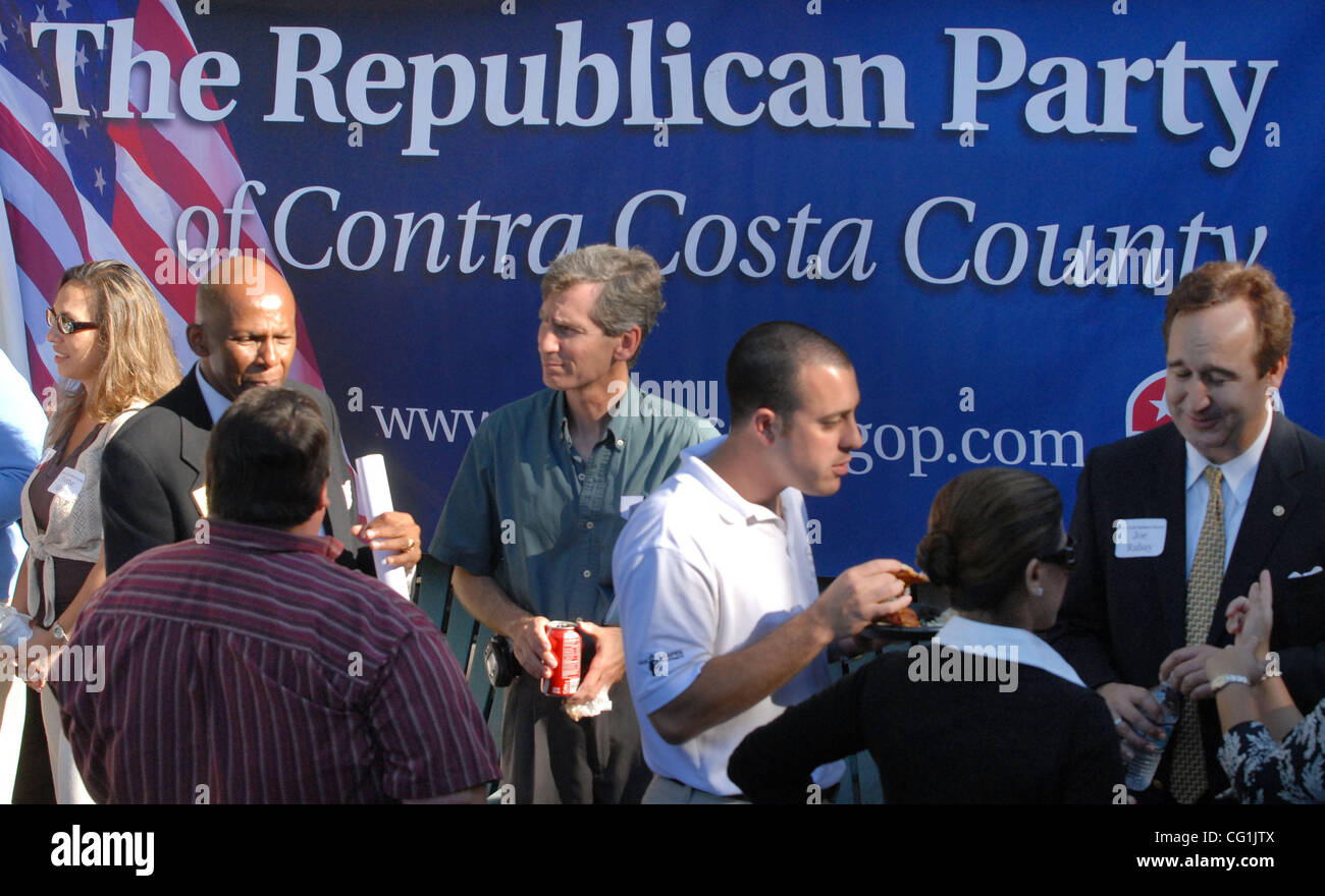Guests mingle at the Contra Costa Republican Party's annual barbecue in ...