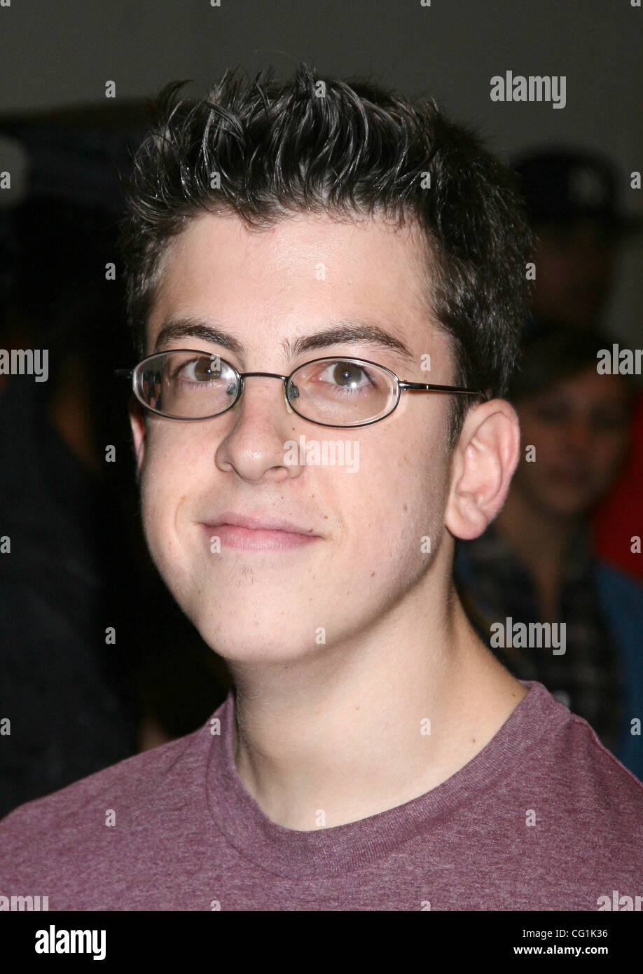 Christopher Mintz Plasse Smoking