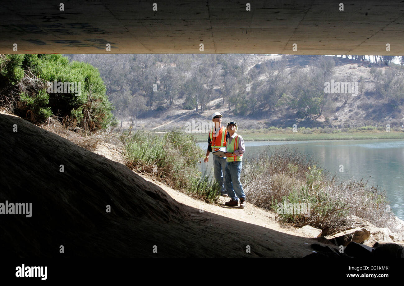 Aug 21, 2007, Carlsbad, California, USA Caltrans bridge inspectors at ...