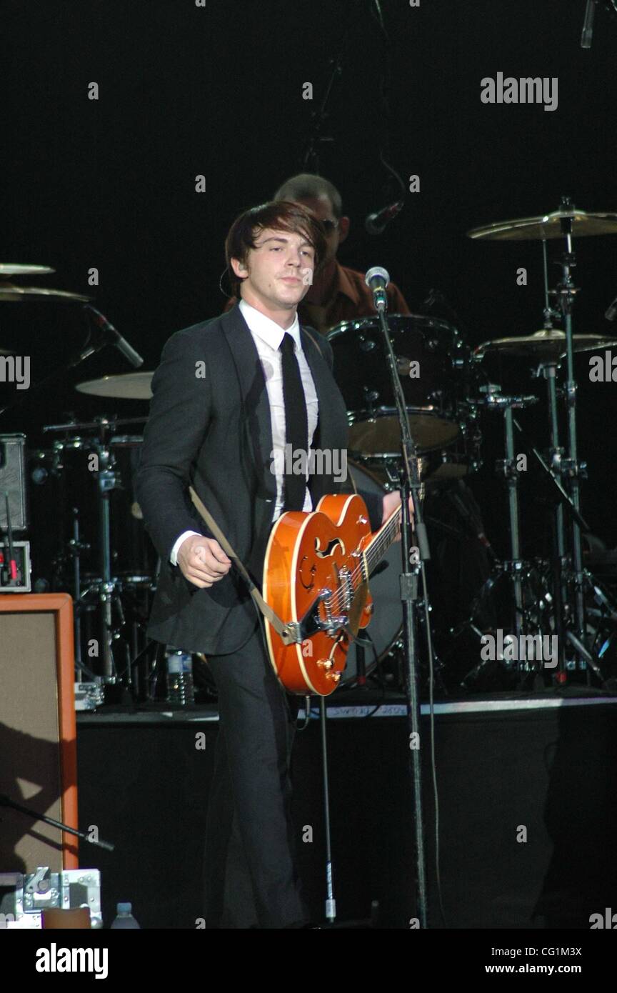 Singer Drake Bell, best known for his role on the Nickelodeon series ...