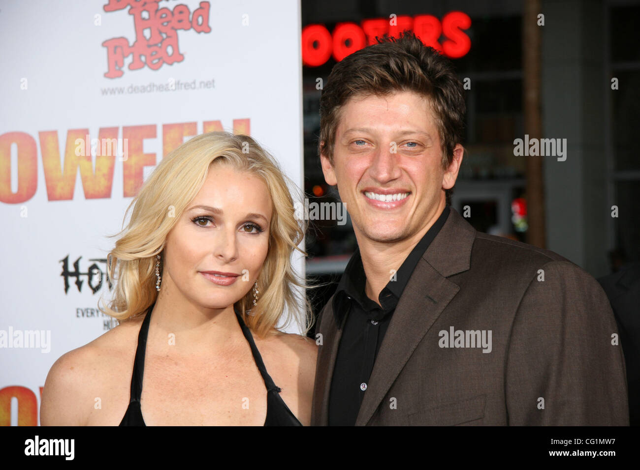 Aug 23, 2007 - Hollywood, CA, USA - ELLE TRAVIS and JOSH FEINMAN ...