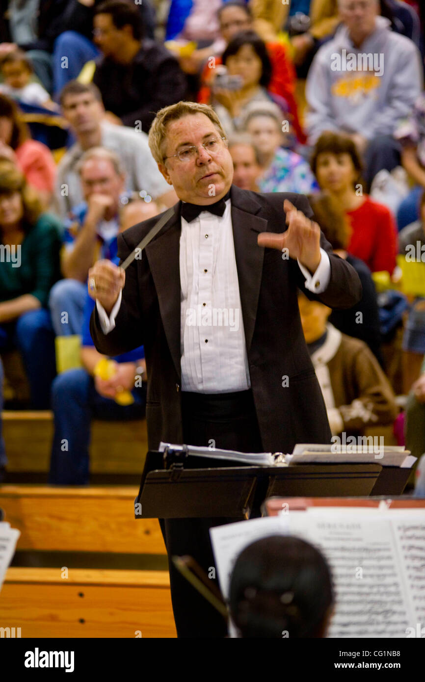 Band conductor students hi-res stock photography and images - Alamy