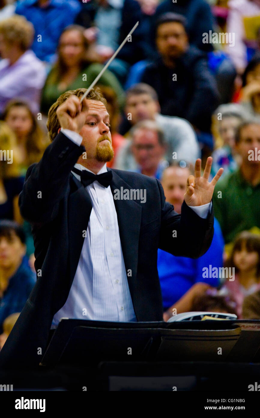 Band conductor students hi-res stock photography and images - Alamy