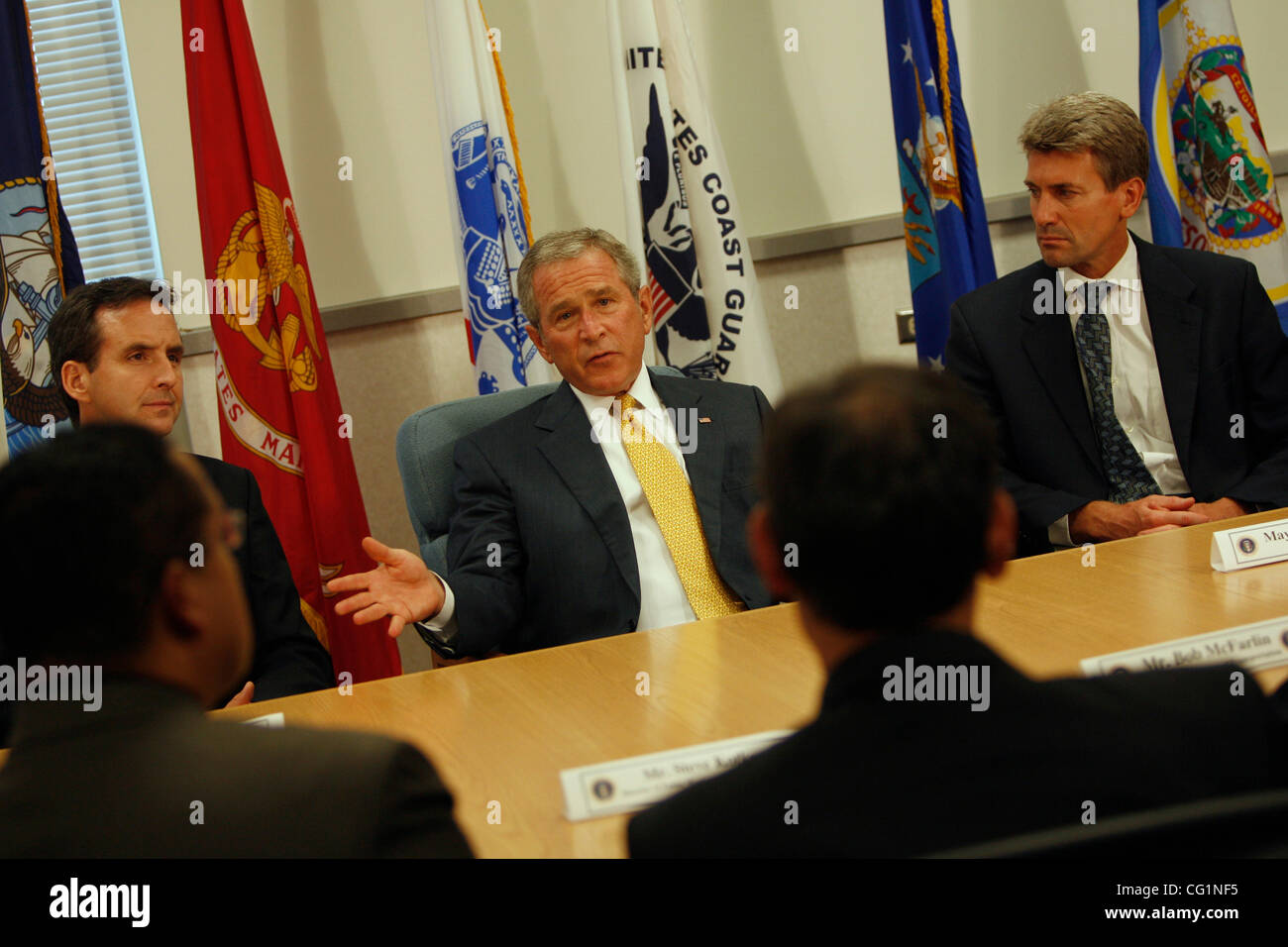 President george bush during fundraiser hi-res stock photography and ...