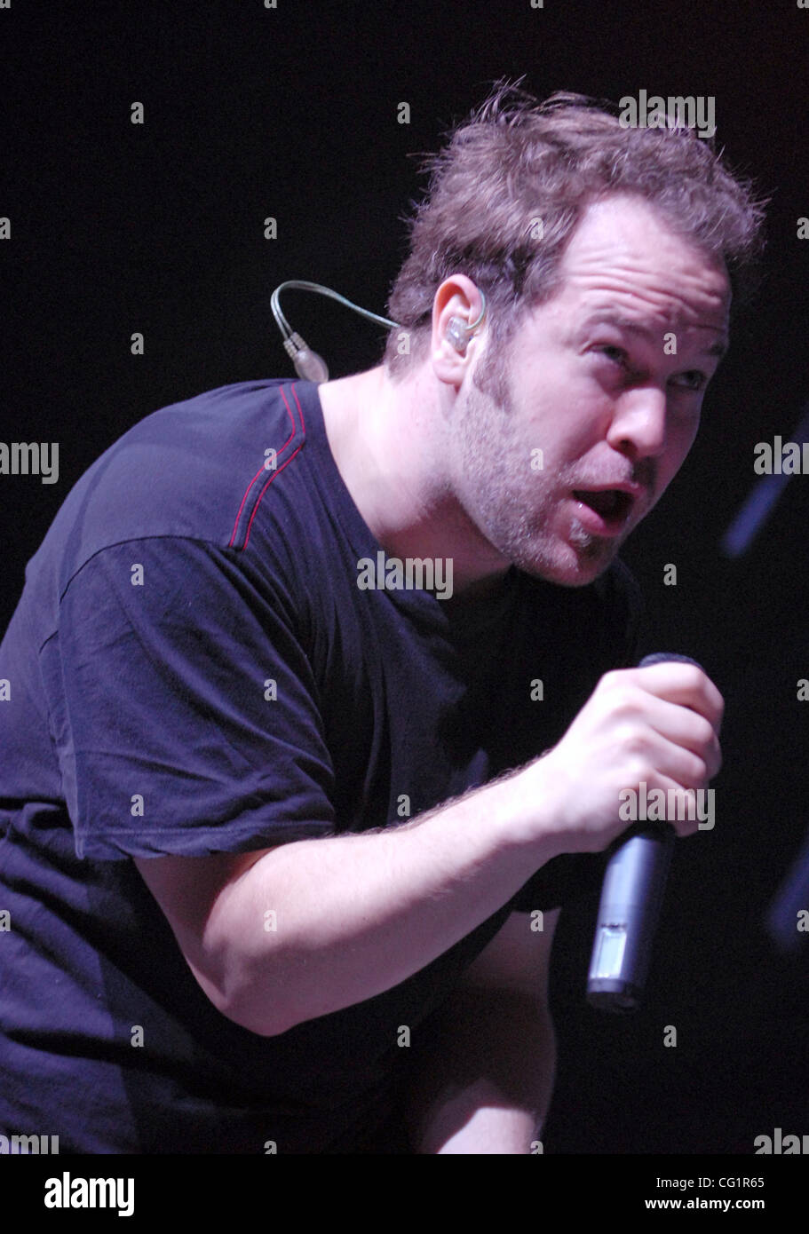 Aug 26, 2007 - Raleigh, NC, USA - Singer SCOTT ANDERSON of the band ...