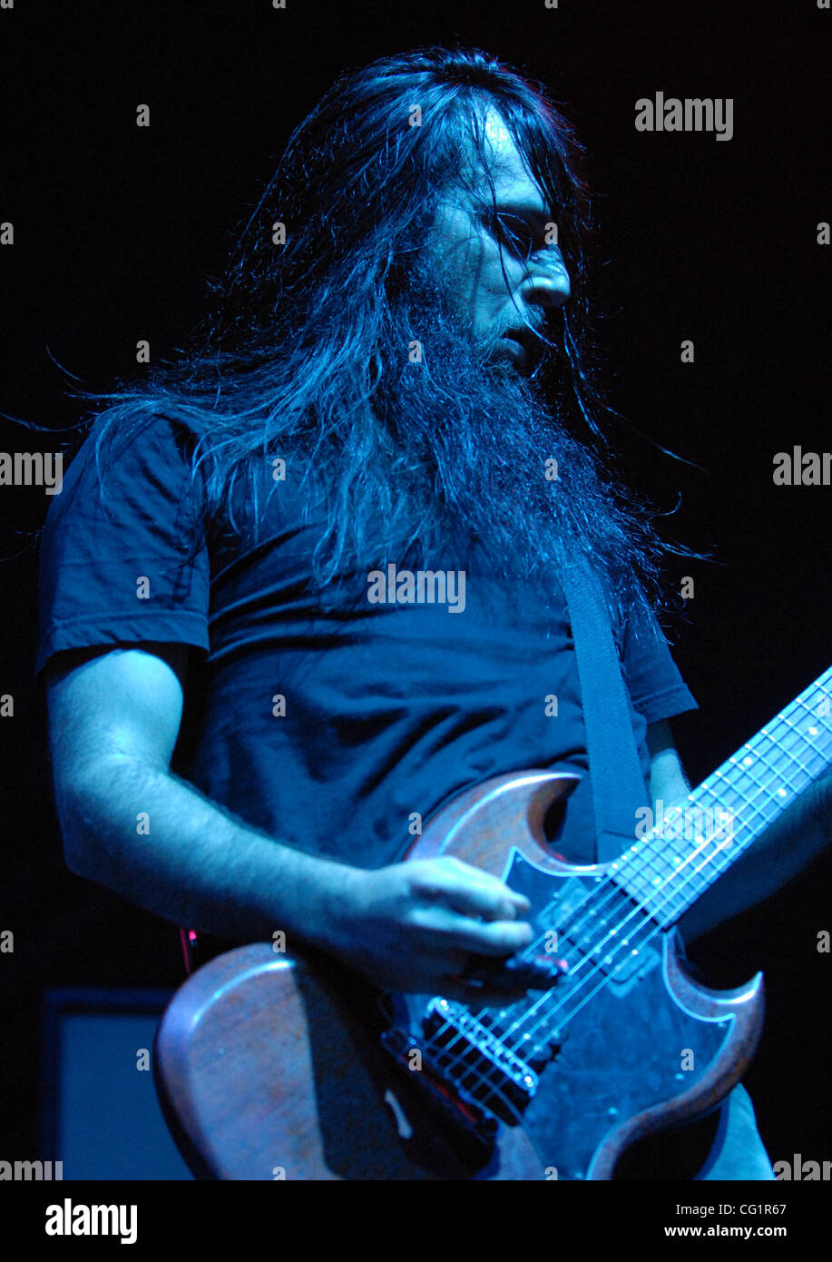 Aug 26, 2007 - Raleigh, NC, USA - Guitarist RICK JACKETT of the band ...