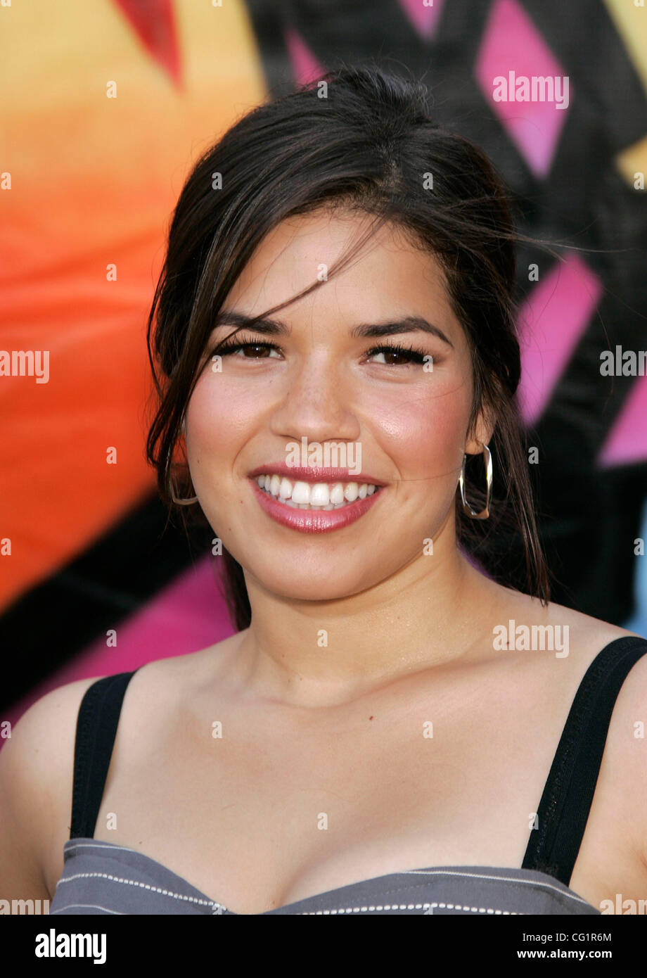 Actress america ferrera hi-res stock photography and images - Alamy