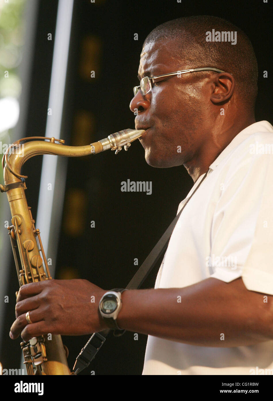 Saxophonist charlie parker hi-res stock photography and images - Alamy