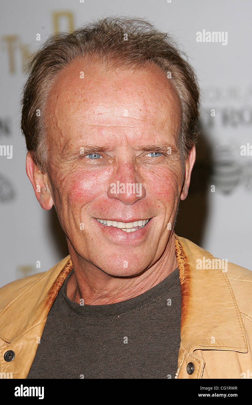 © 2007 Jerome Ware/Zuma Press Actor PETER WELLER during arrivals at the ...
