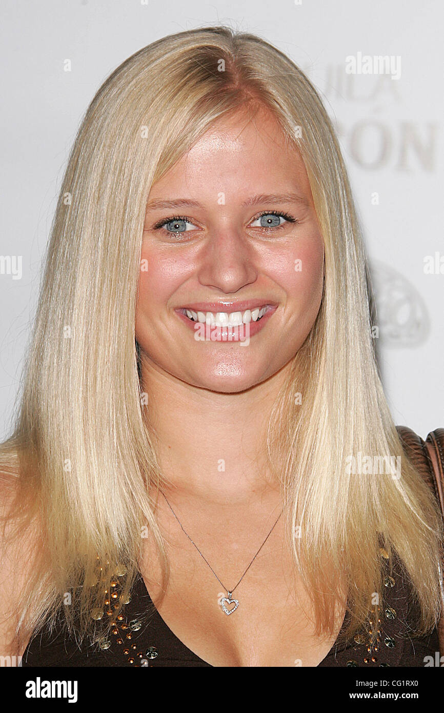© 2007 Jerome Ware/Zuma Press Actress CARLY SCHROEDER during arrivals ...