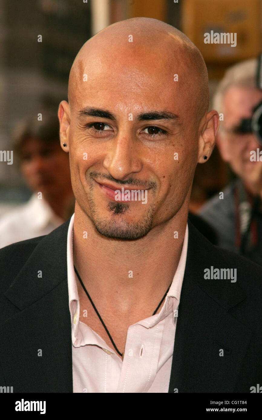 Aug 28, 2007 - New York, NY, USA - Actor HECTOR RUIZ at the arrivals ...