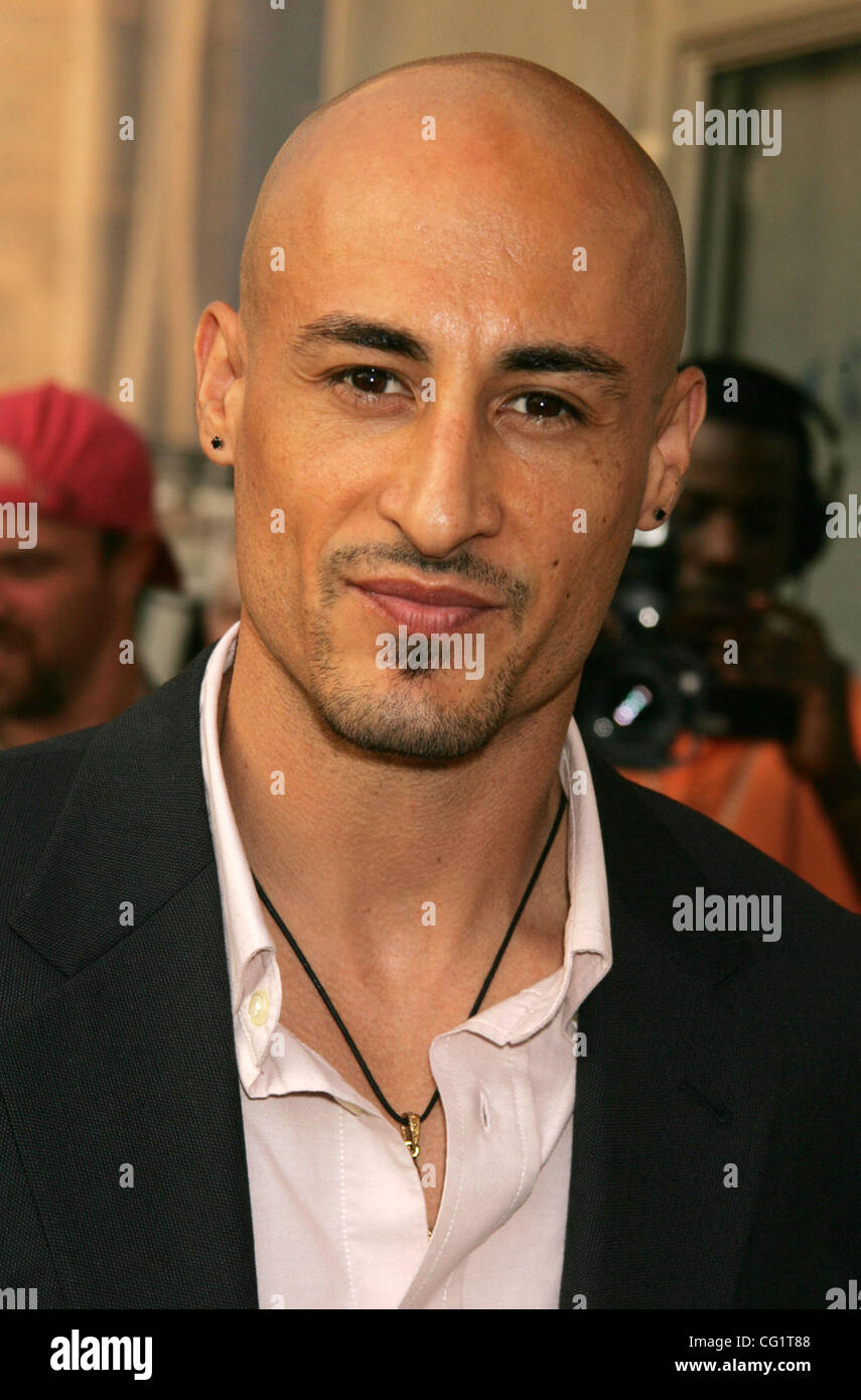 Aug 28, 2007 - New York, NY, USA - Actor HECTOR RUIZ at the arrivals ...