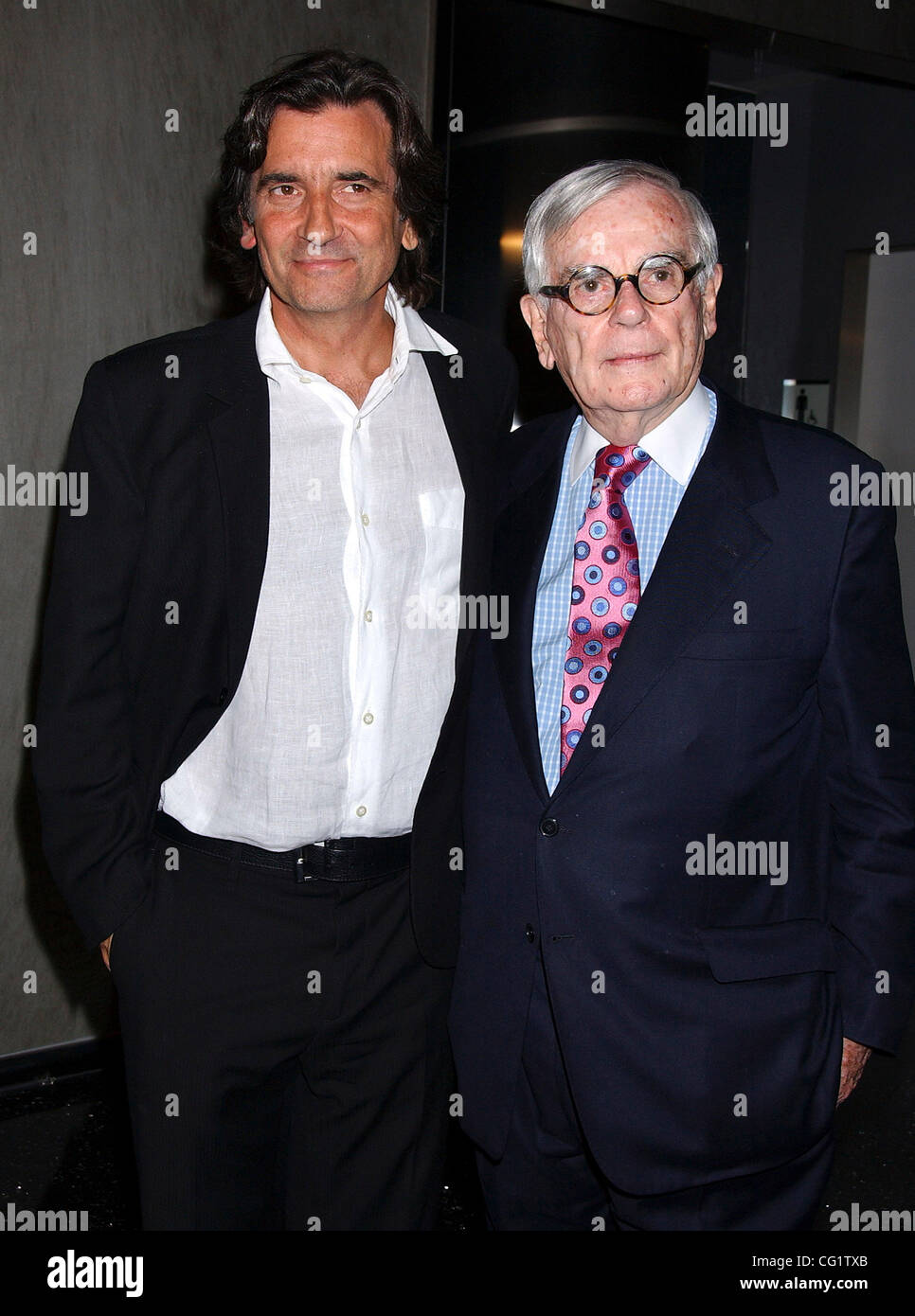 Aug 29, 2007 - West Hollywood, California, USA - Actor GRIFFIN DUNNE ...