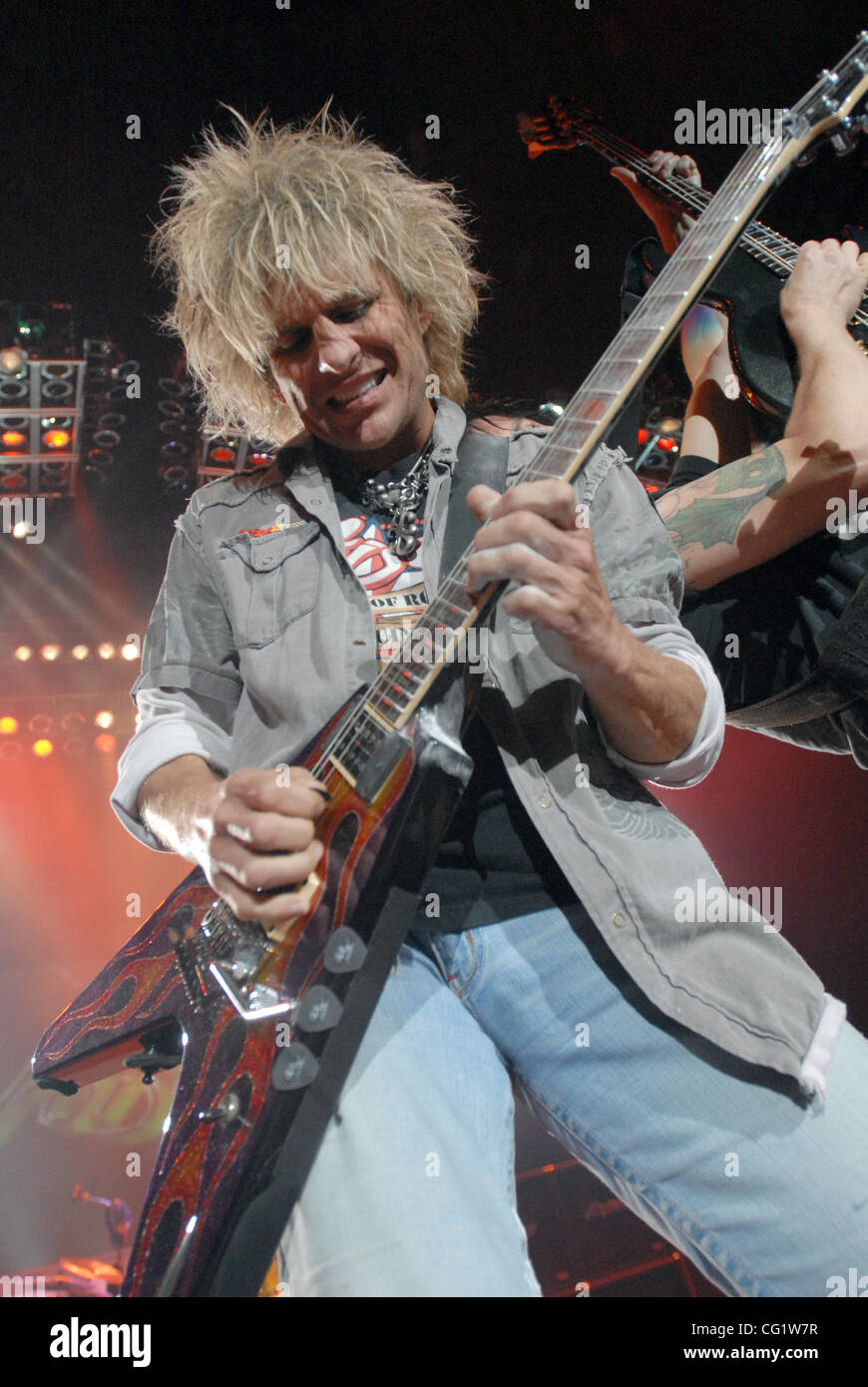 Aug 30, 2007 - Fayetteville, NC, USA - Guitarist C.C. DEVILLE of the ...