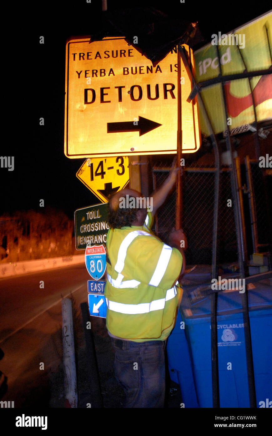 Ramp closed sign hi-res stock photography and images - Alamy