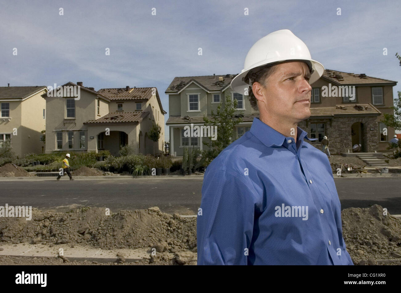 Sacramento Division President, David Ragland, of Pardee Homes, a Los ...