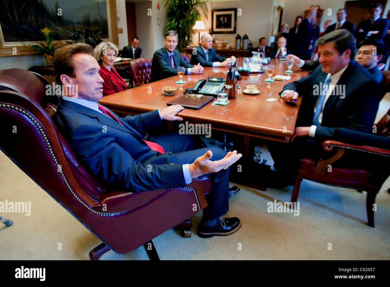 Governor Arnold Schwarzenegger meets with the Constitutional officers ...