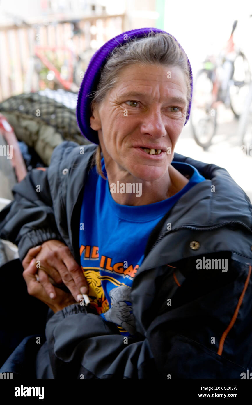 Barefoot homeless hi-res stock photography and images - Alamy