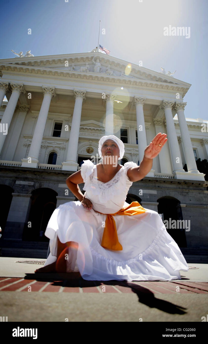 Angela-Dee, of the group Ebo-Akokan, an Afro -Cuban group, performs ...