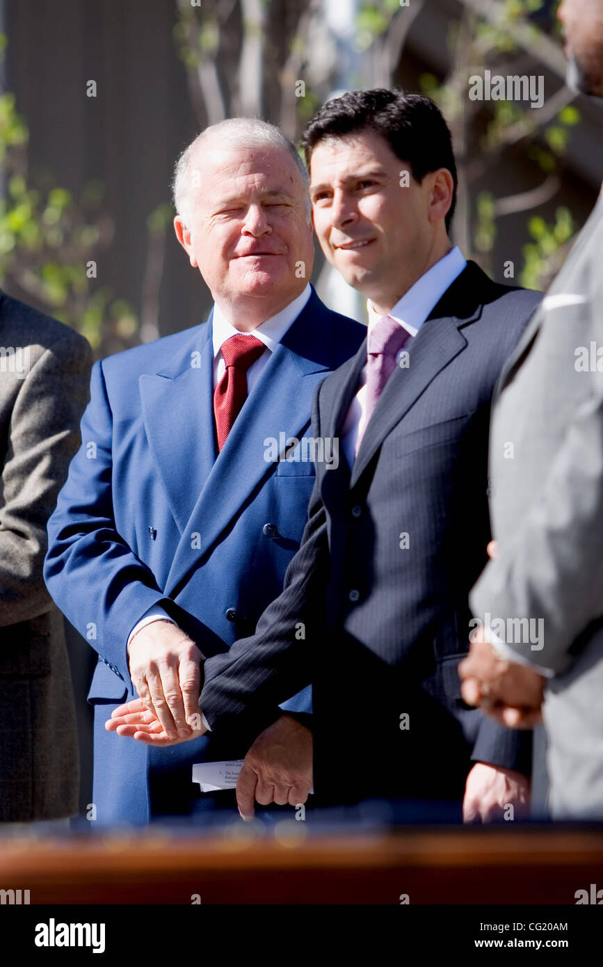 HOLD FOR FUTURE STORY!!!!!!!!!!!!!!!!!!! Senate Pro-Tem, Don Perata and ...