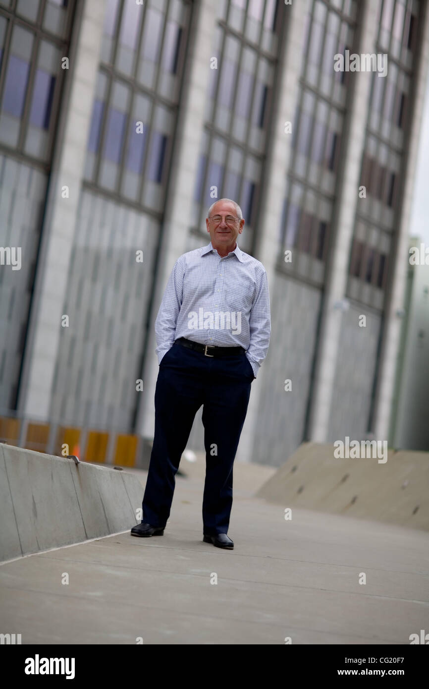 Robert Sillen, who is the federal receiver in charge of prison health ...