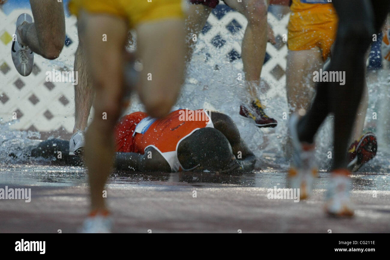 Steeplechase Fall Stock Photos & Steeplechase Fall Stock Images - Alamy