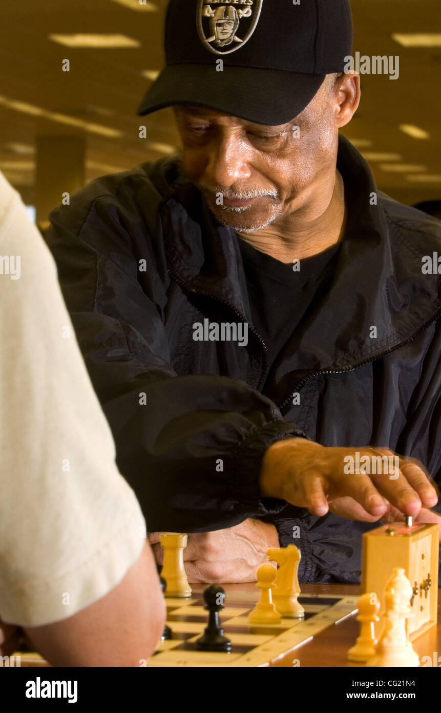 SECOND: Earl Durham marks time during his match with Joe Escoto at a ...
