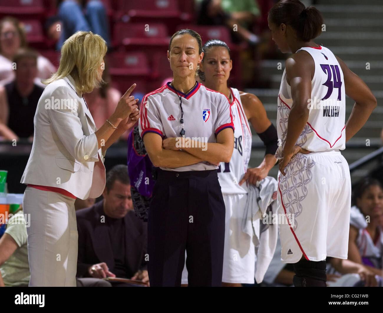 Sacramento Monarch head coach Jenny Boucek, left, and Adrian Williams ...