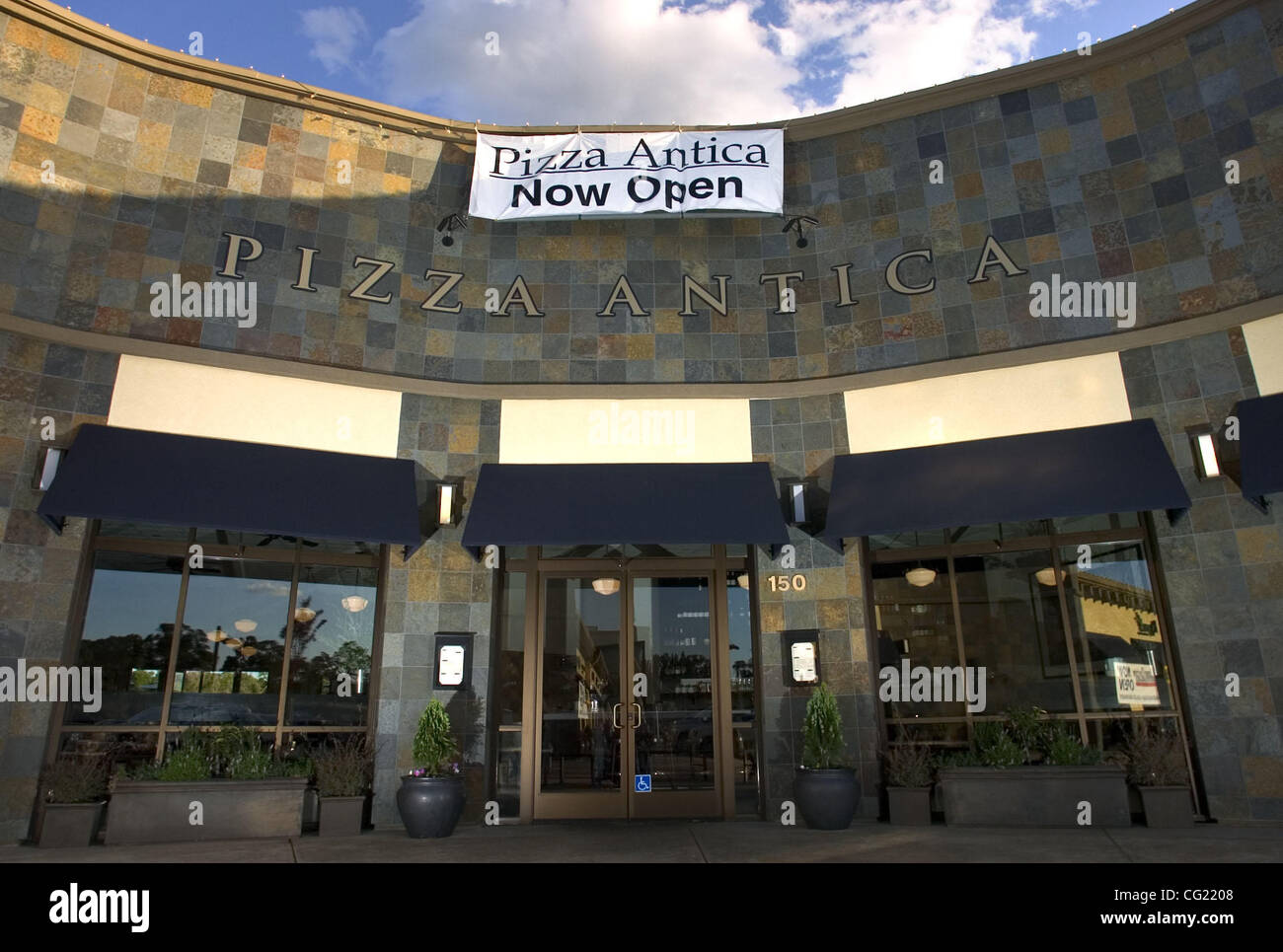 JUMP: The exterior of the Pizza Antica Granite Bay location ...