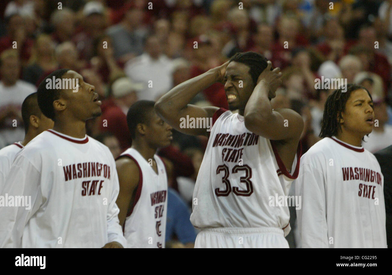#33 for Washington Ivory Clark reacts after losing the game with other ...