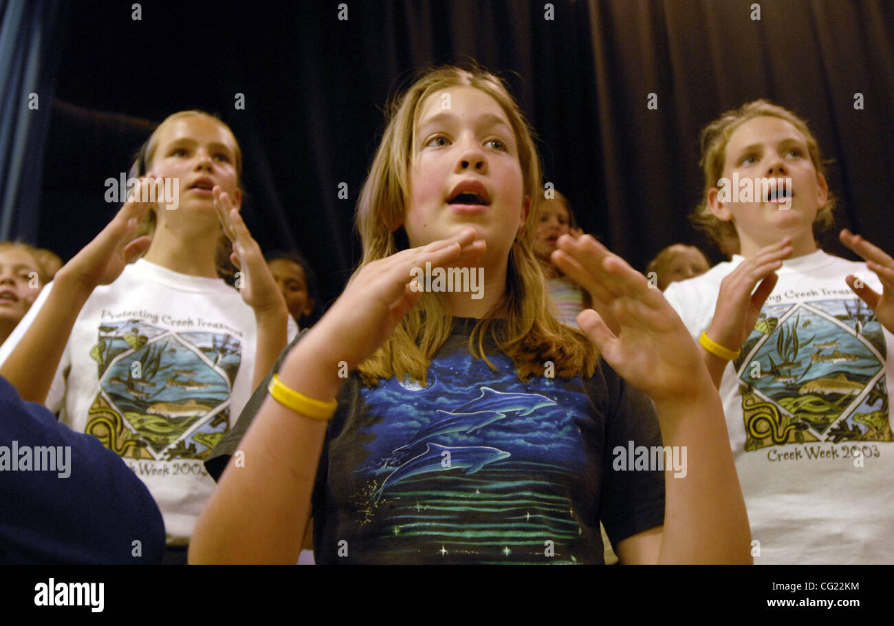 SECONDARY - The Deterding Elementary School choir students, from left ...