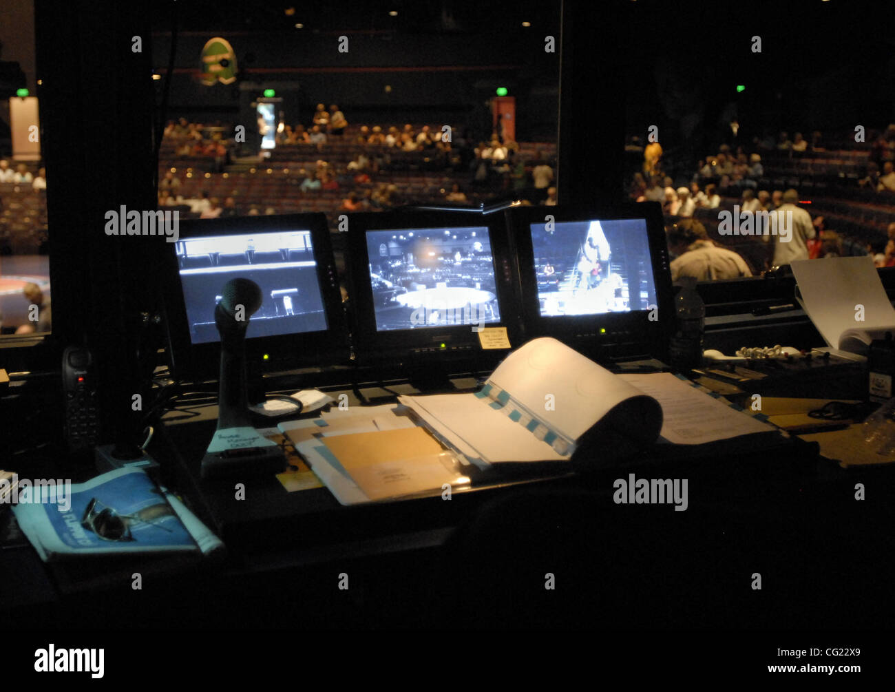 LEDE - Music Circus stage manager, Spencer Anderson (cq), works with ...