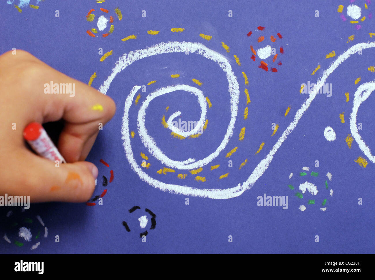 Prairie Elementary School student Alma Valerio (cq), 10, draws in a ...