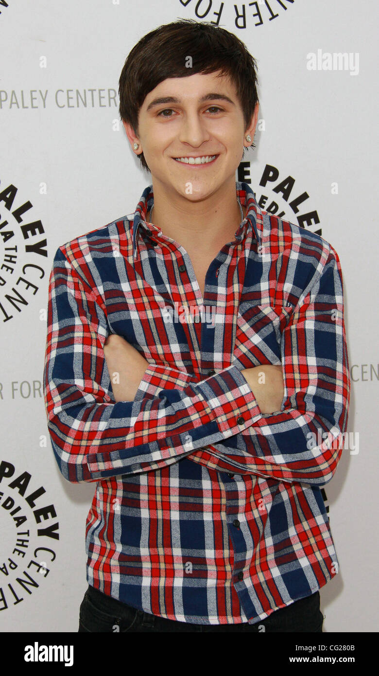 Phineas and ferb hi-res stock photography and images - Alamy