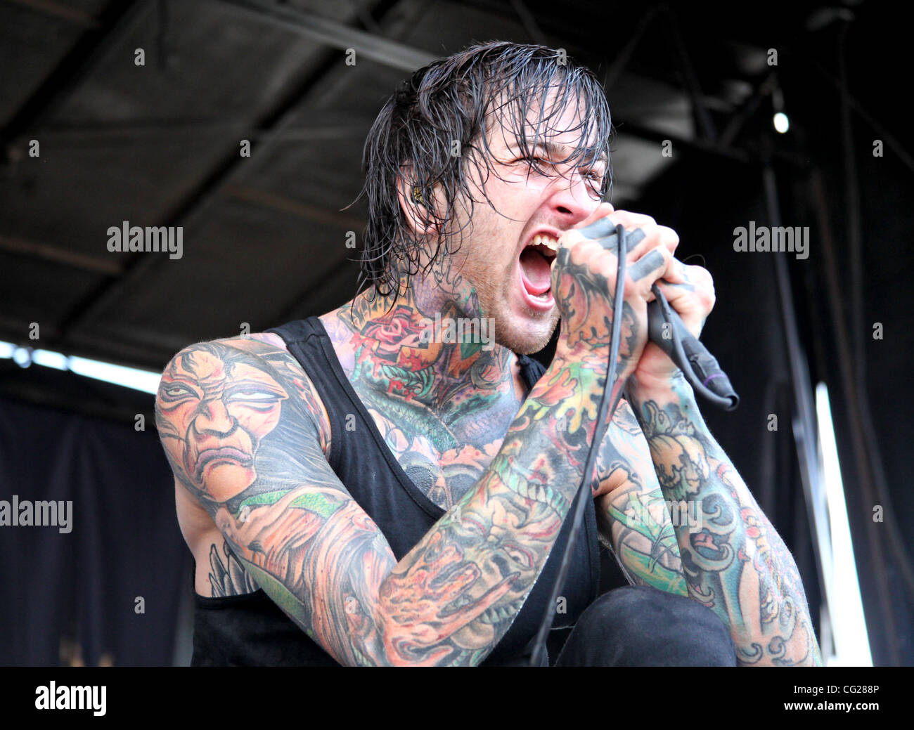 Mitch Lucker Screaming On Stage