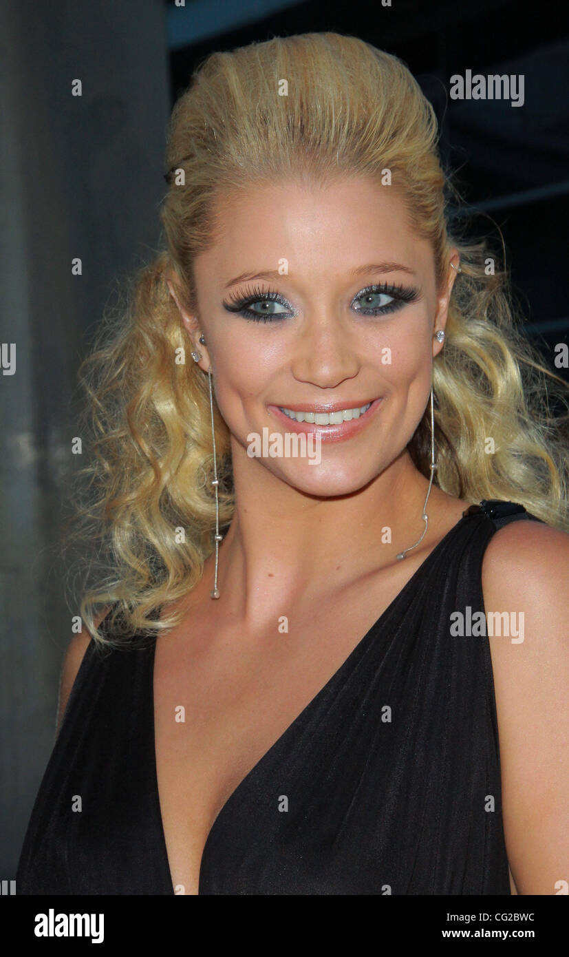 Aug. 30, 2011 - Los Angeles, California, U.S. - Kristen Renton.FX's ...