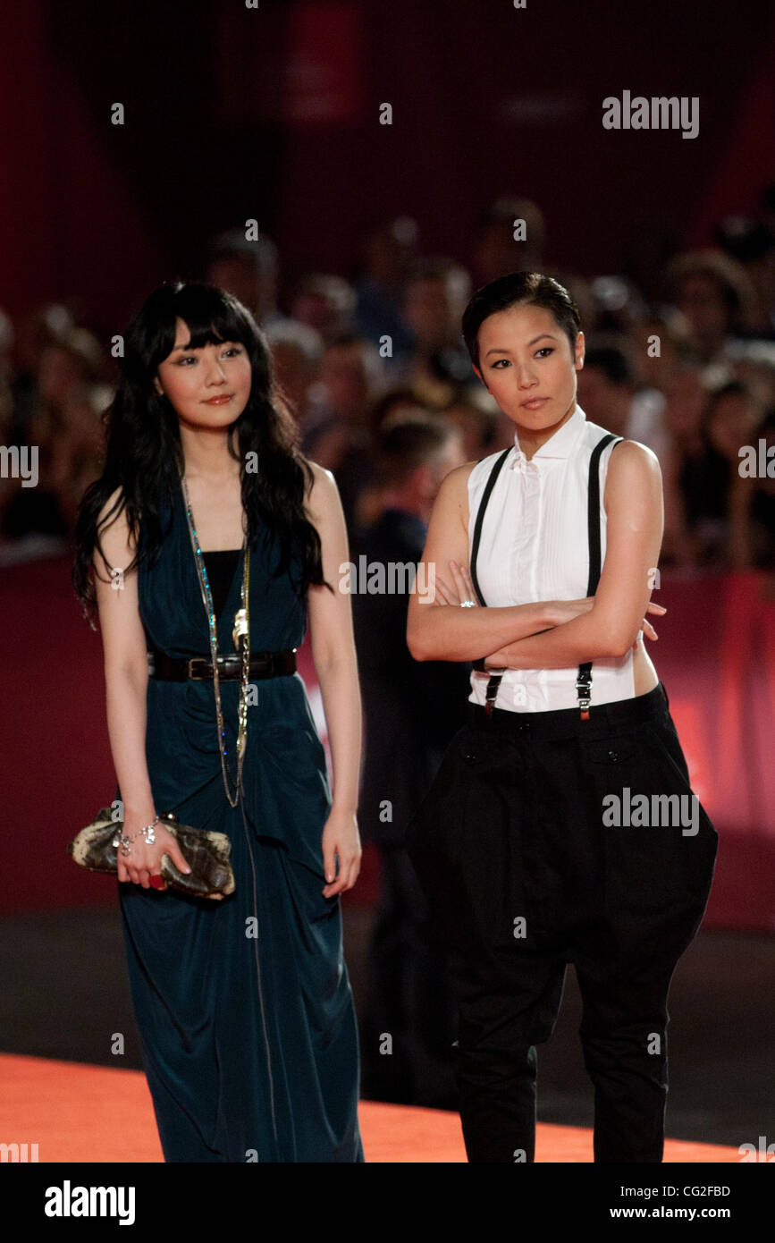 Sept. 9, 2011 - Venice, Italy - from left to right actresses Stephanie ...