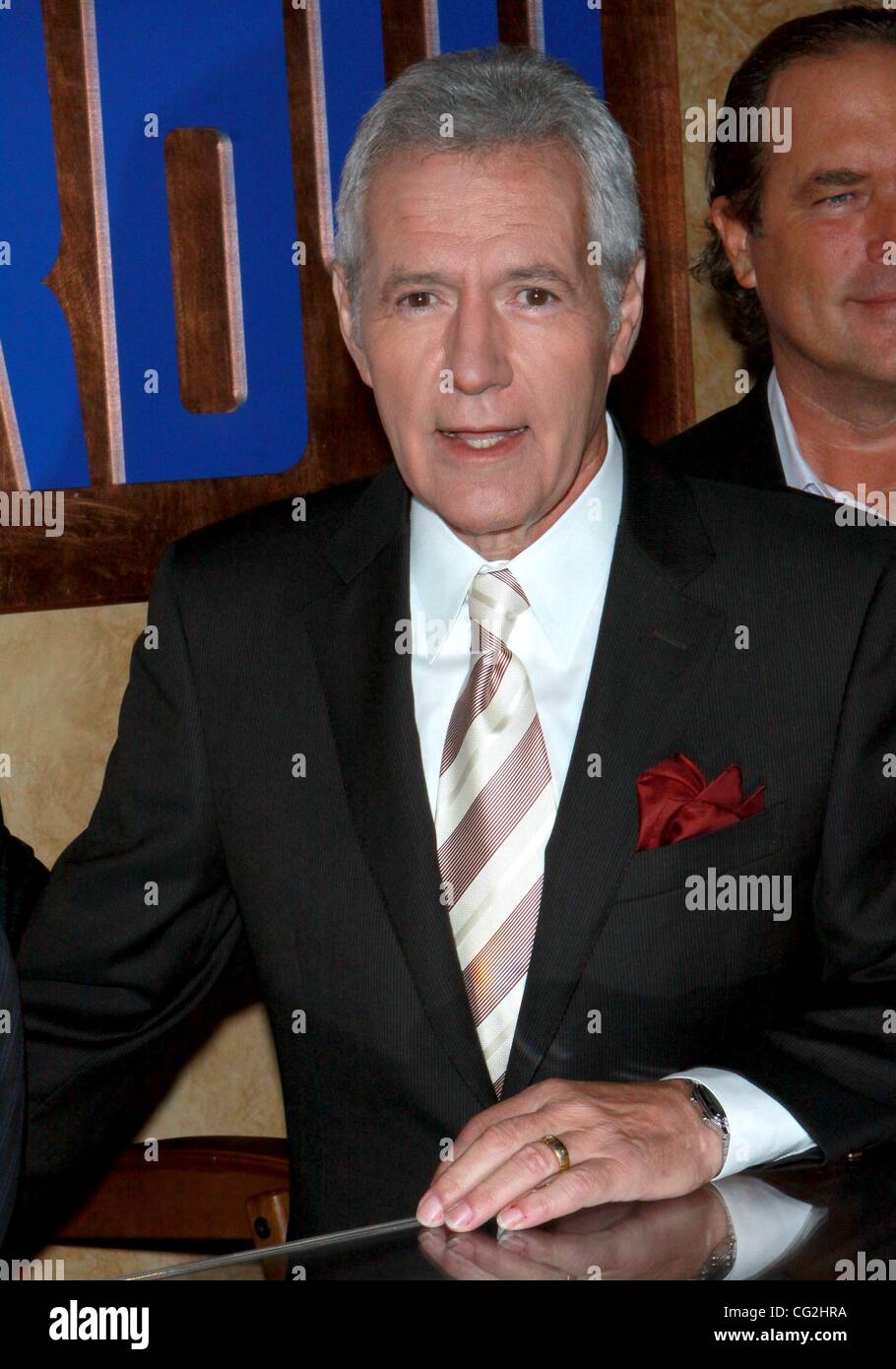 Trebek jeopardy hi-res stock photography and images - Alamy