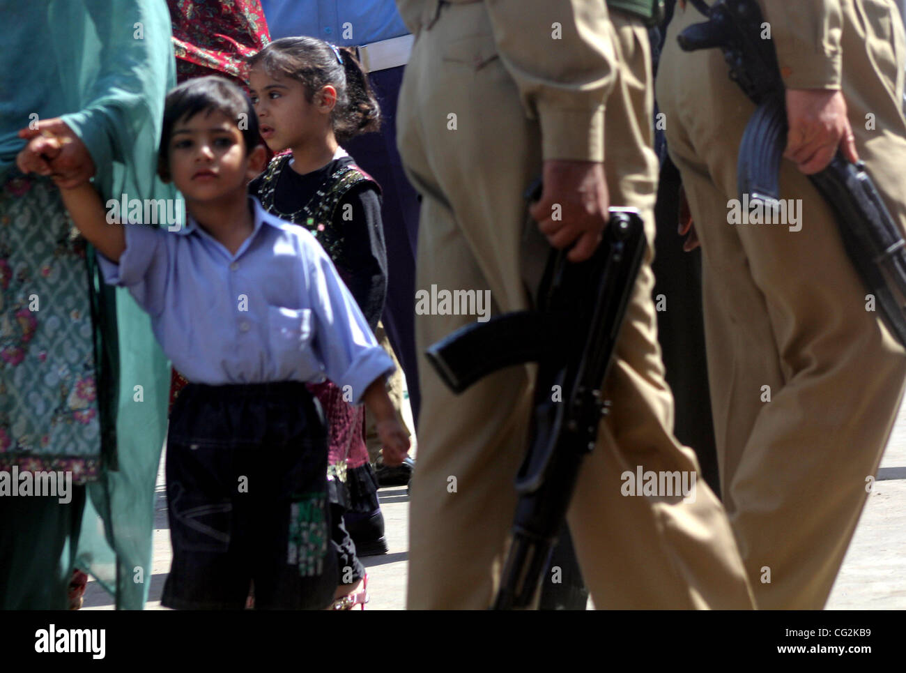 Kashmiri muslim boys hi-res stock photography and images - Alamy