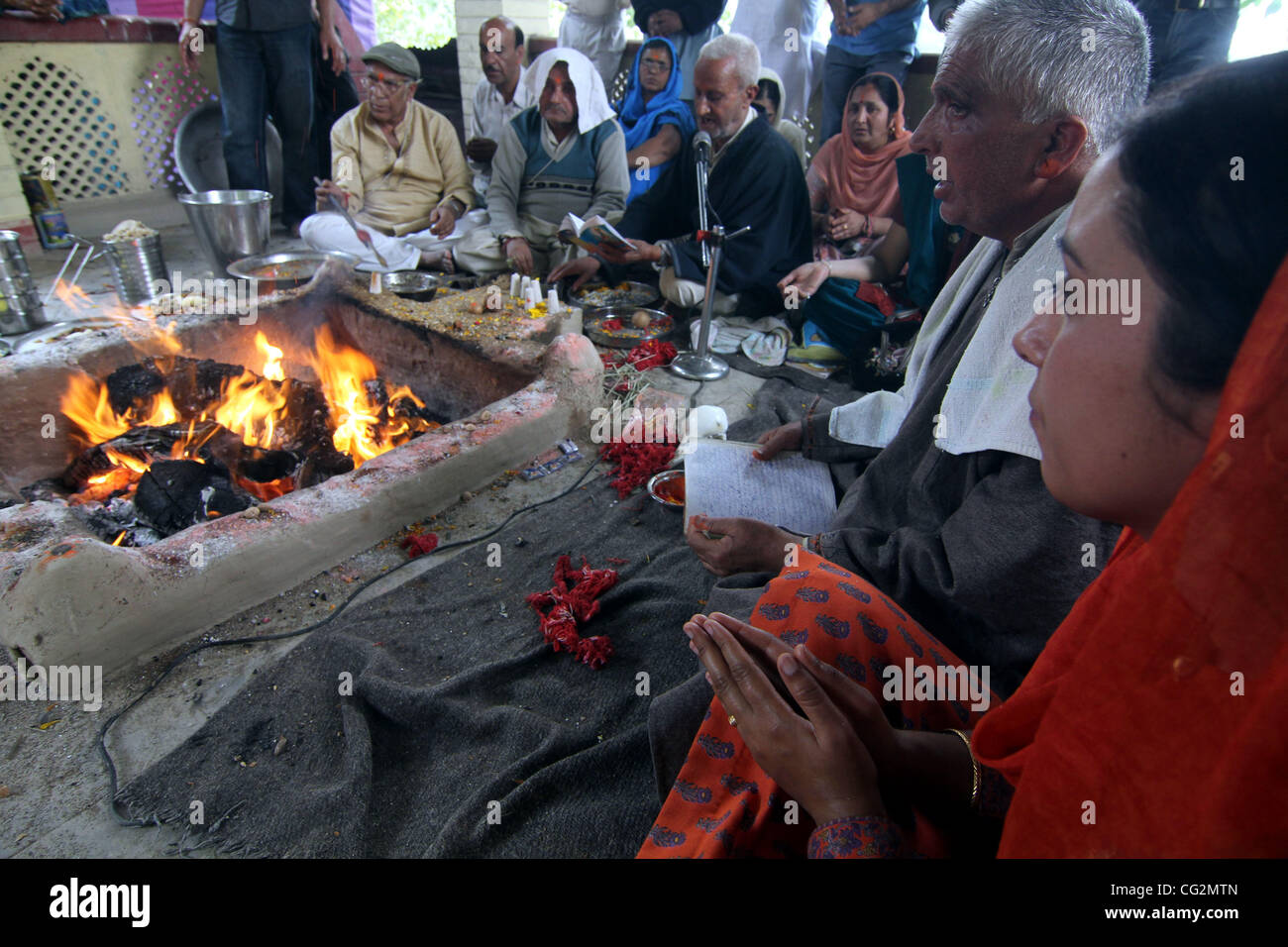 Oct 05, 2011 - Srinagar, Kashmir, India - A Kashmiri hindu devotes pray ...
